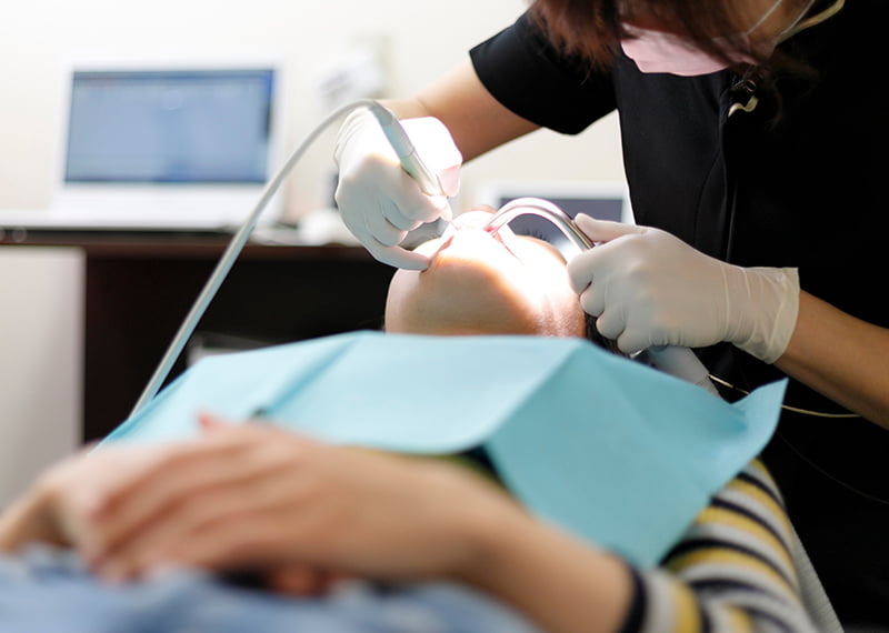 大人の矯正歯科治療 | CareCure総合歯科松戸｜松戸駅東口から徒歩1分の歯医者さん